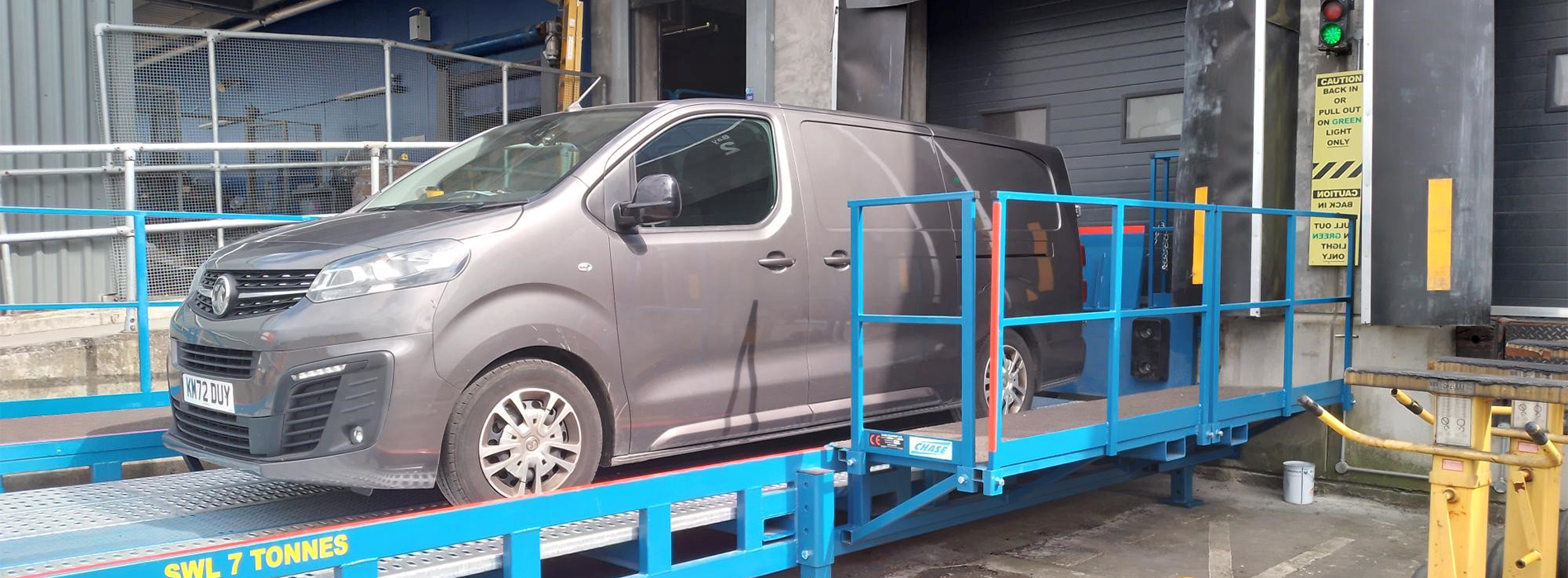 Enhancing Van Loading Efficiency with Loading Dock Ramps